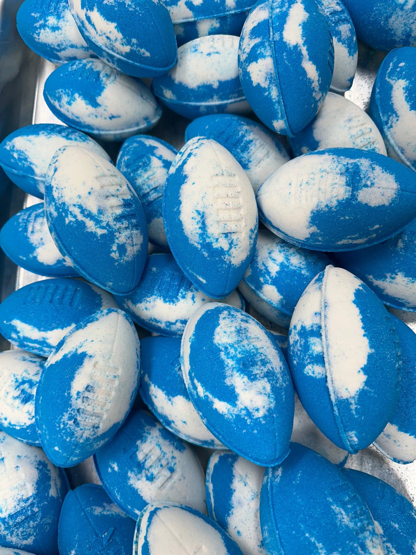 Soapmaid Footy Bath Bomb (Blue & White) - North Melbourne Kangaroos ...